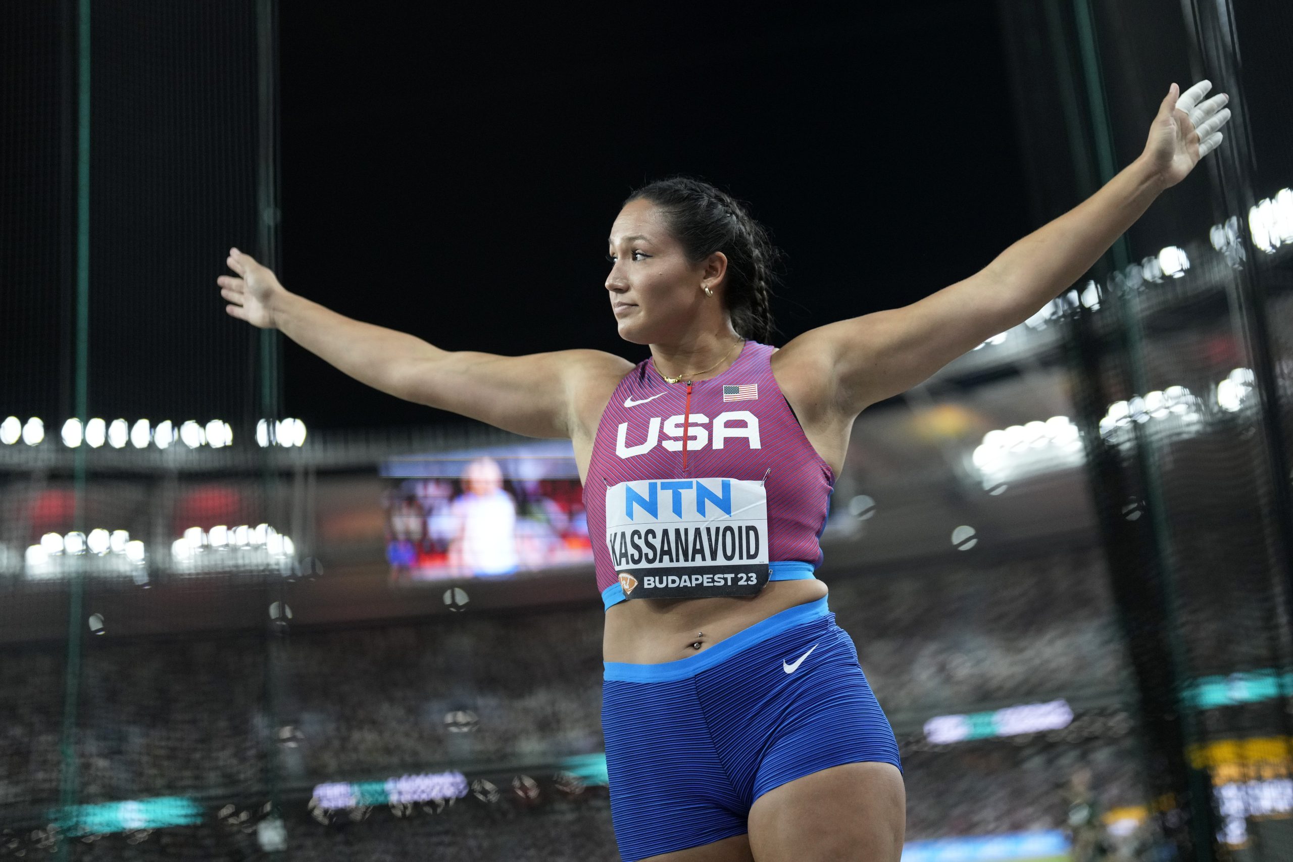 Janee' Kassanavoid takes aim at 2024 Olympics - ICT