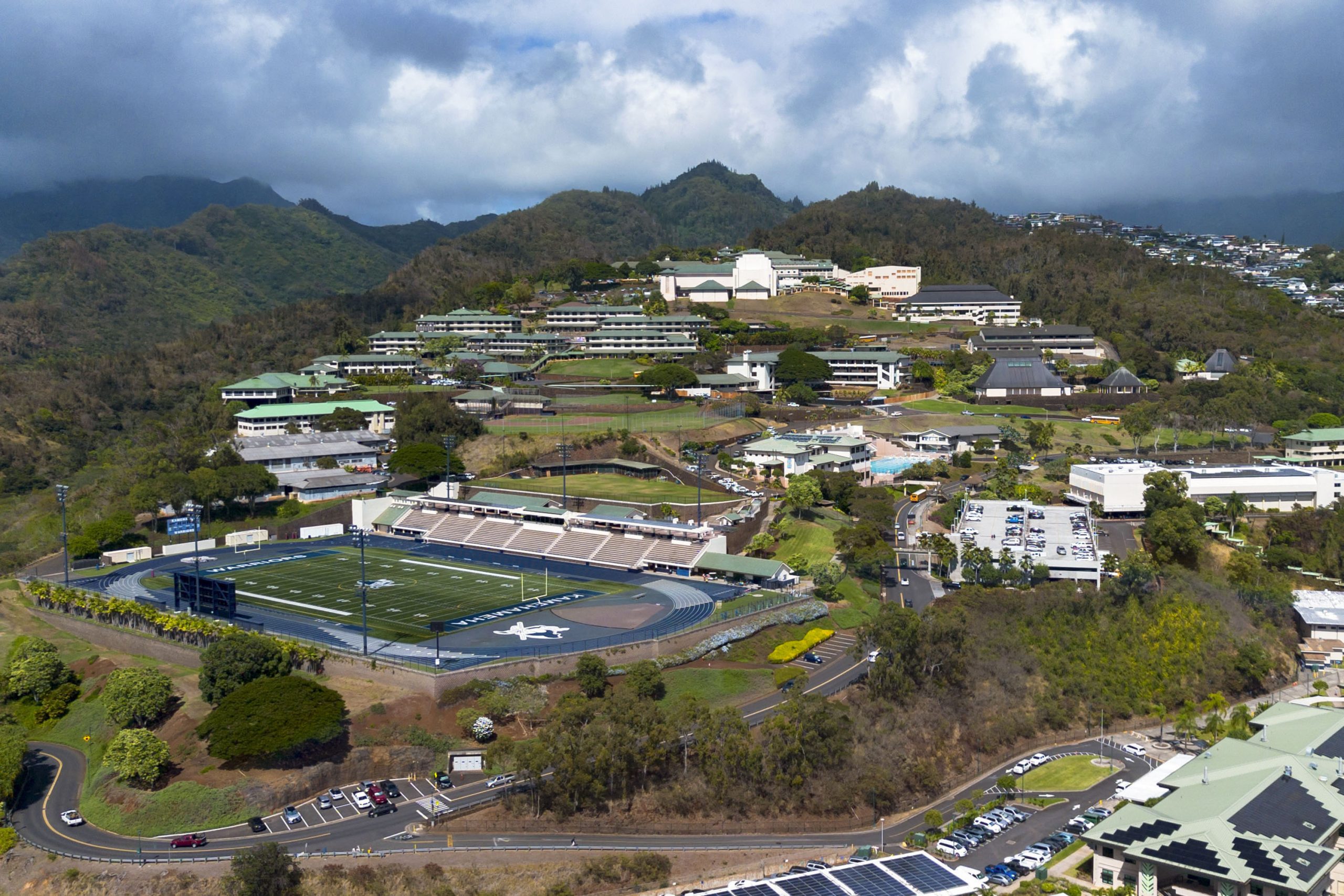 Private school for Native Hawaiians vows to defend admissions policy ...